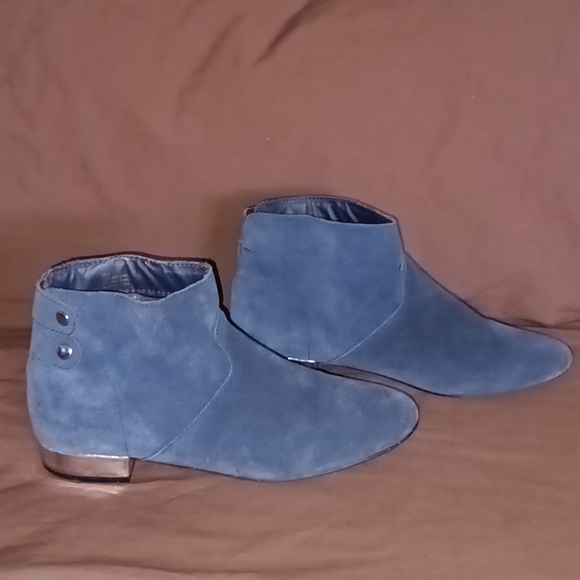 Very Volatile | Shoes | Very Volatile Leather Bootie | Poshmark